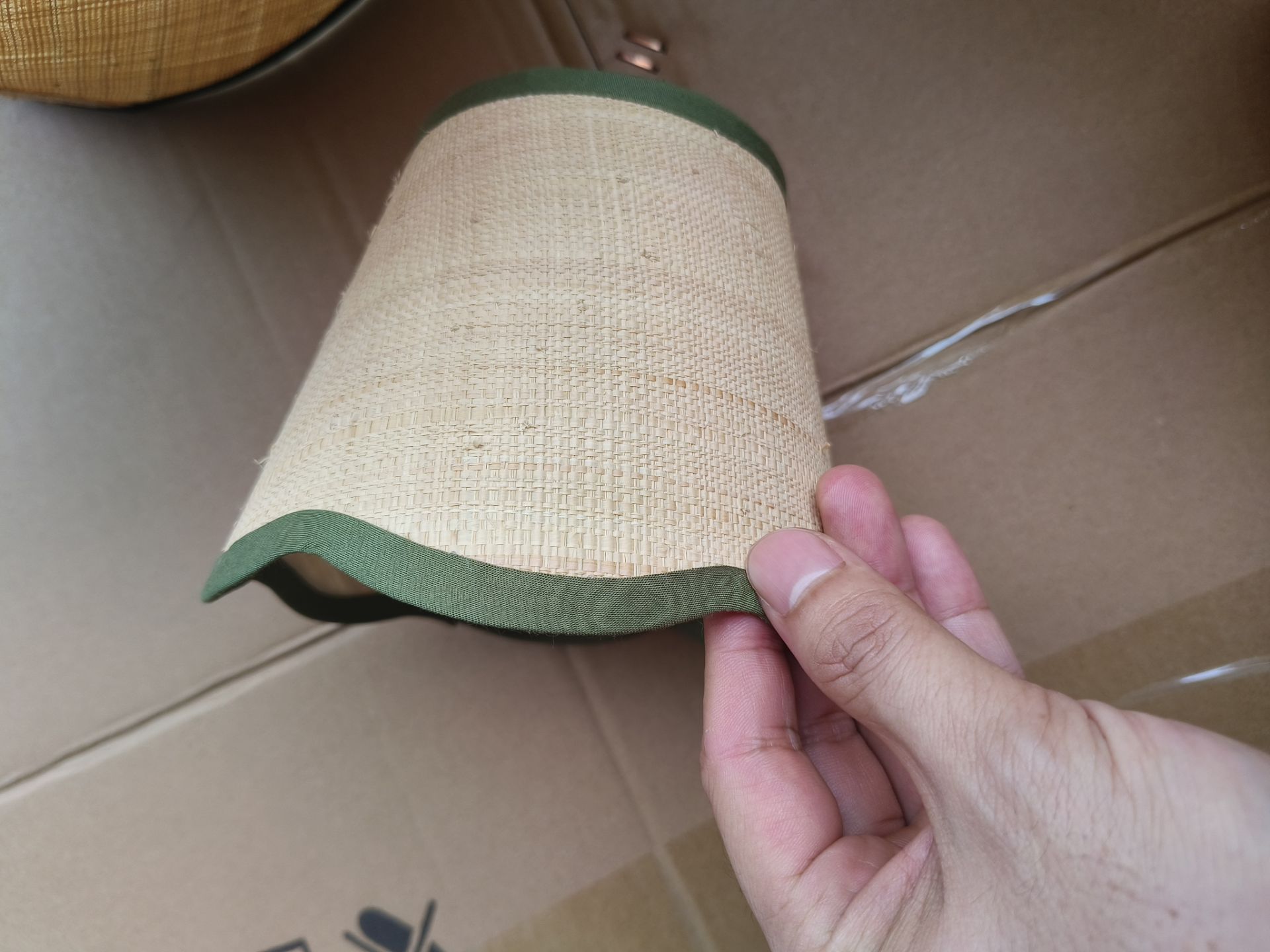 how to make the scalloped raffia lamp shade in China lamp shade factory ...